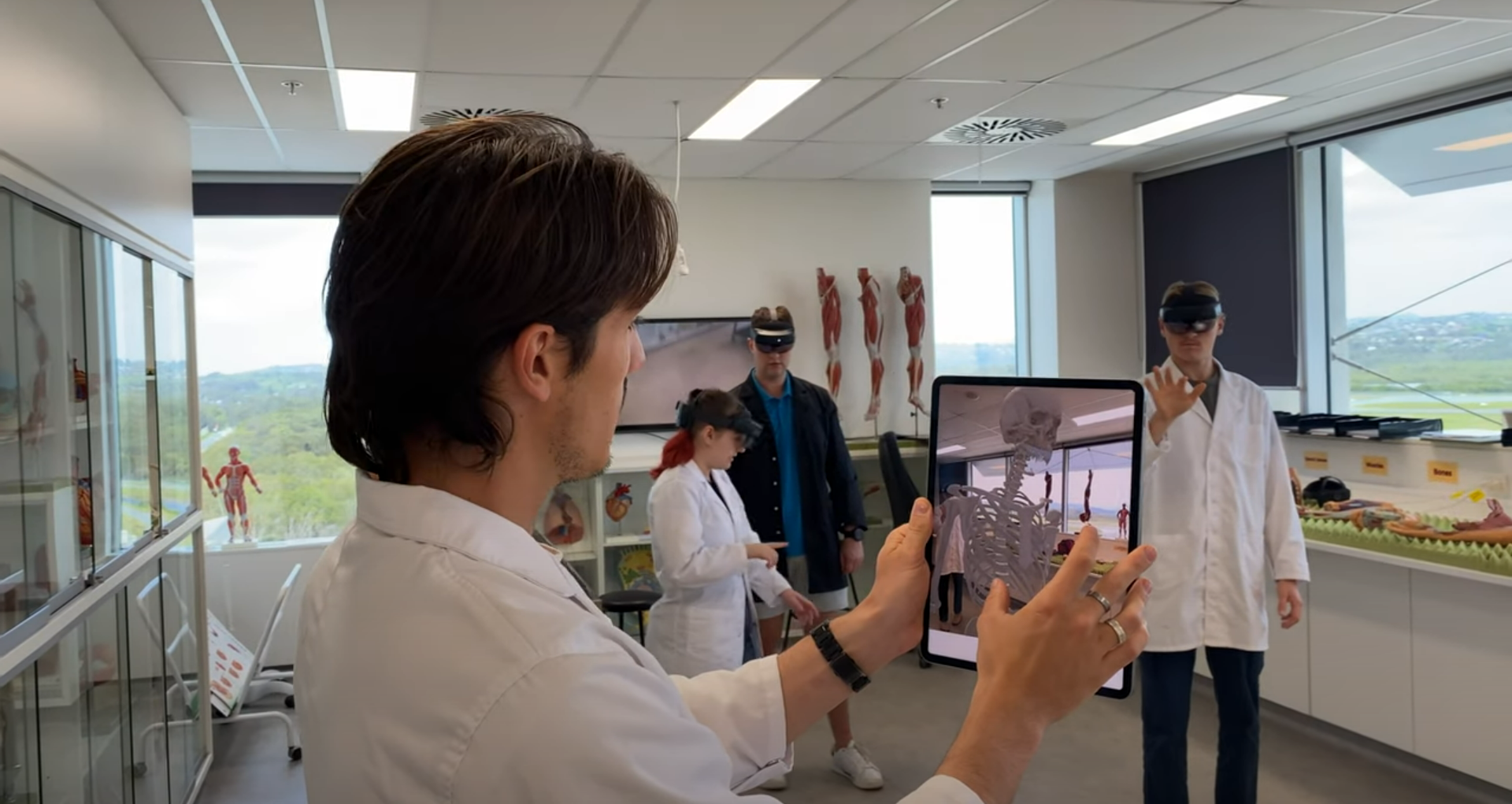 Mixed reality goggles add new dimension - Southern Cross University
